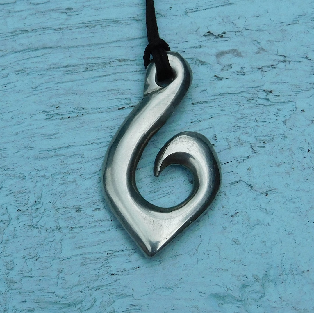 Maori Fish Hook Pendant: Handcrafted Pewter, Adjustable Cord, Surfer ...