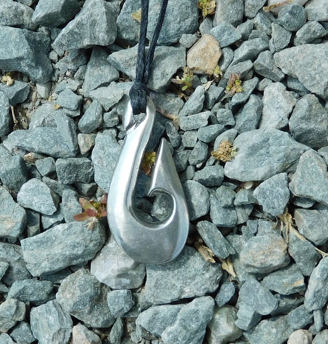 Maori Fish Hook Pendant: Handcrafted Pewter, Adjustable Cord, Surfer ...