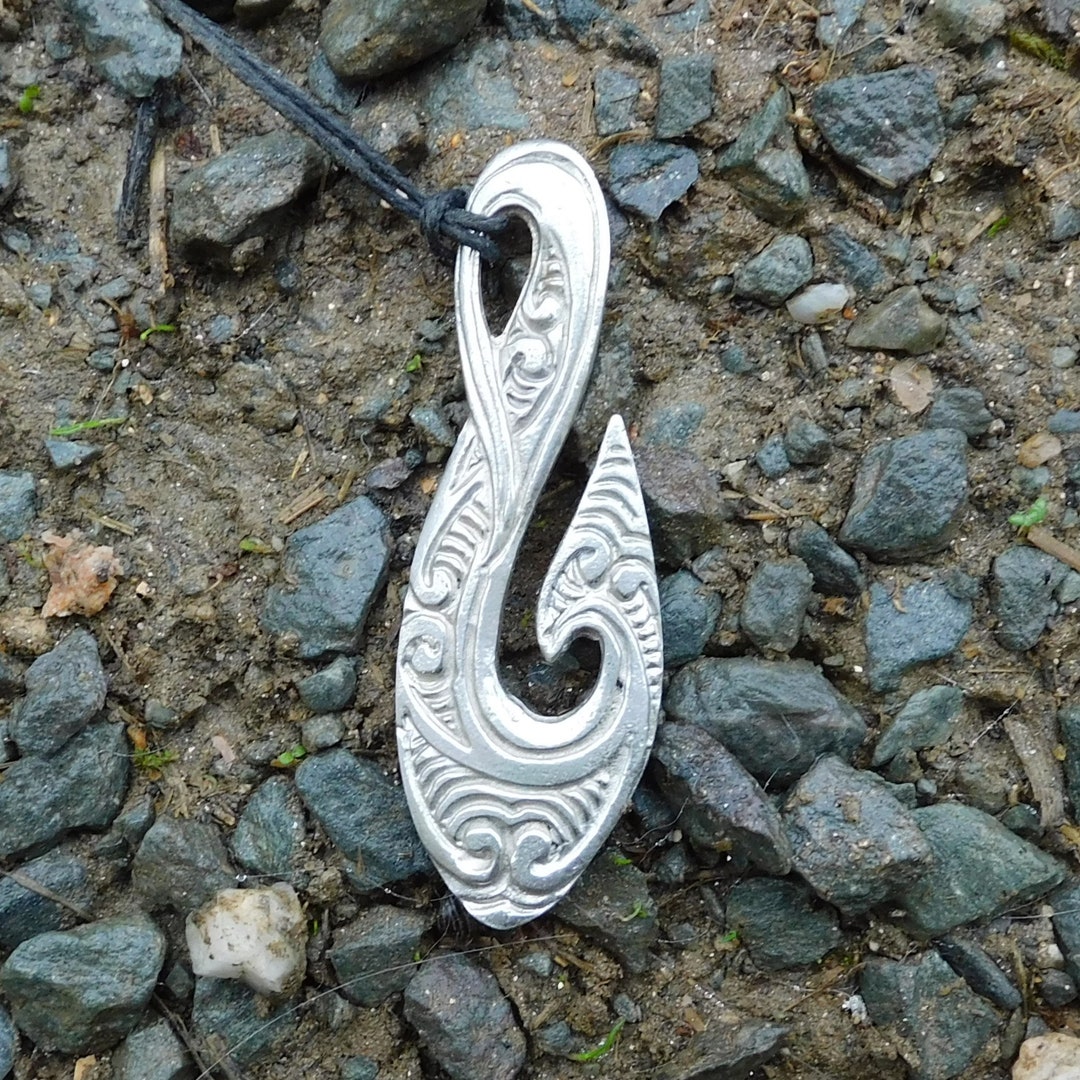 Maori Fish Hook Pendant: Handcrafted Pewter, Adjustable Cord, Surfer ...