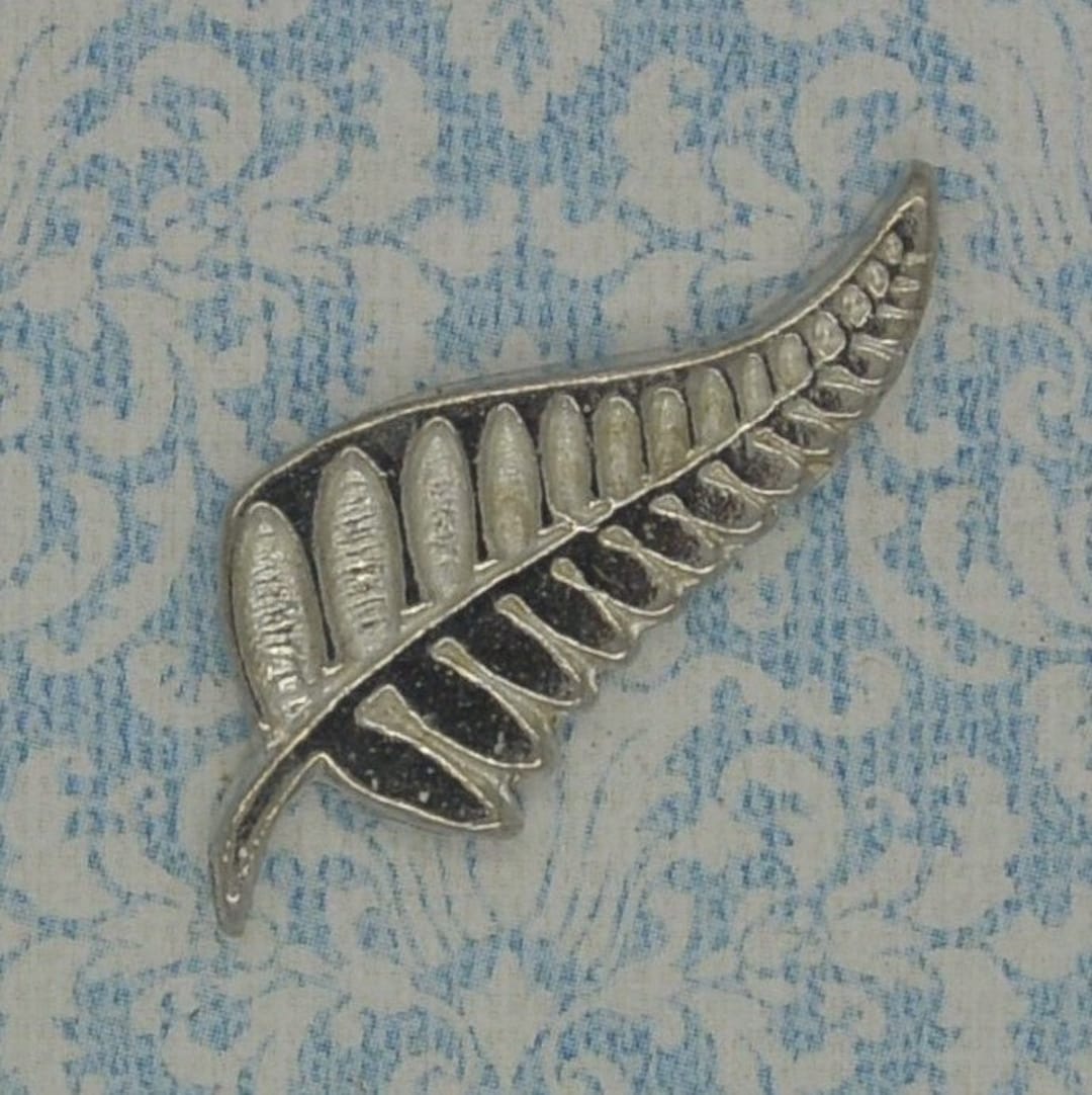 Maori-inspired Silver Fern Brooch Handcrafted Pewter Jewelry With ...