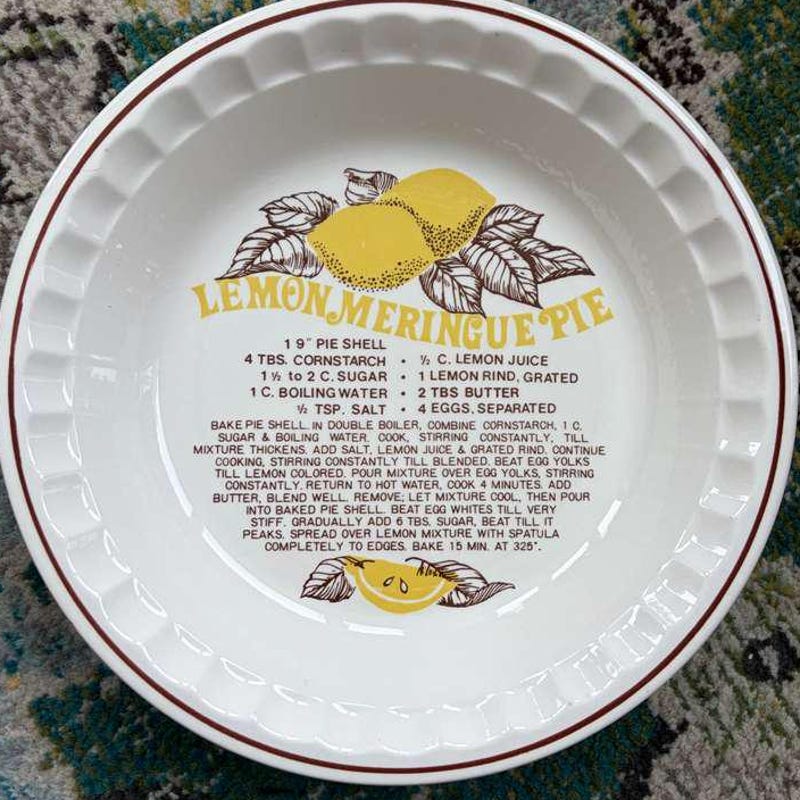 Pie Plate With Lemon on It - Etsy