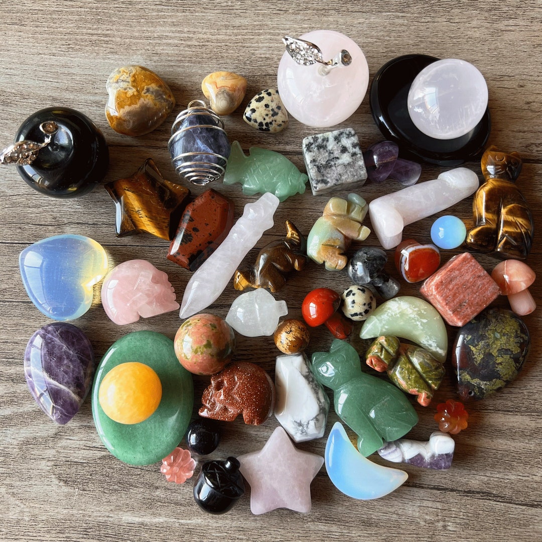 Mystery Crystal Carving Bulk, Surprise Crystal, Crystal Gift - Etsy