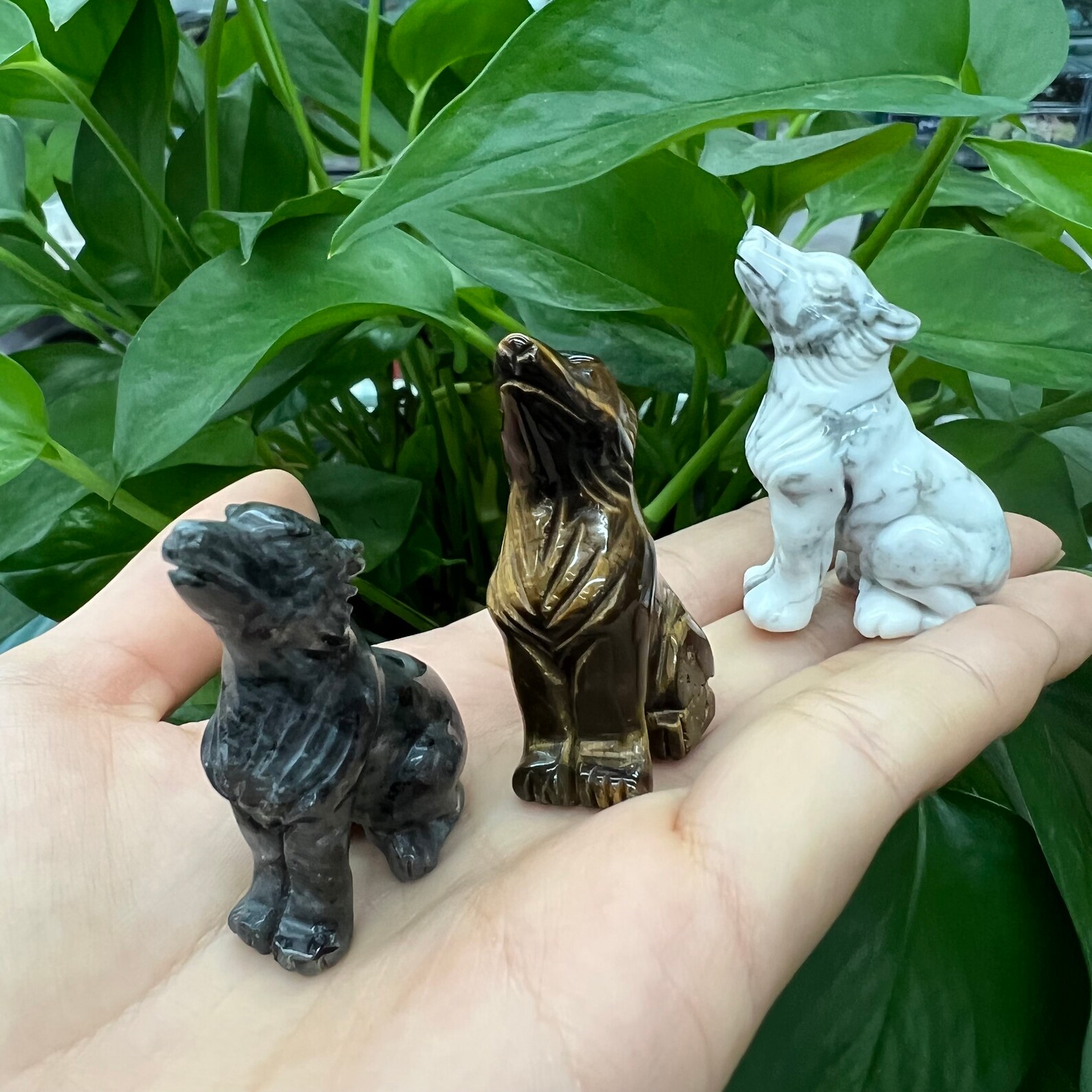 2 Crystal Wolf Carving Howling Wolf Figurine Hand | Etsy