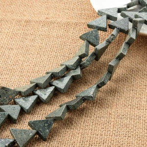 Spotted Stone Triangle Beads 20mm - Etsy