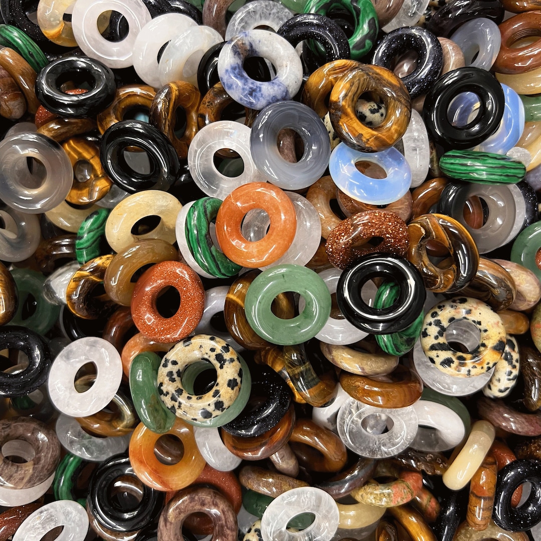 10pcs/bulk Crystal Donut Carving, Gemstone Pi Stone, Assorted Mixed ...