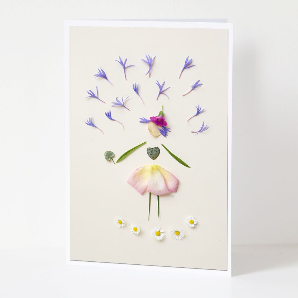 2 Flower Petal Greeting Cards, Flower Petal Girls, Dried Flowers ...