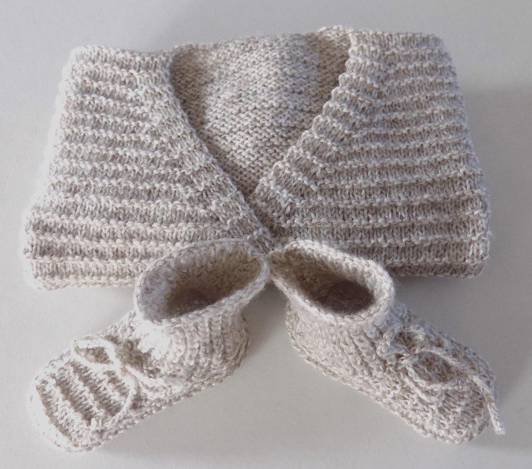 Baby Crossover Bra and Booties Set, Beige/ecru Colour, Newborn/3 Month ...