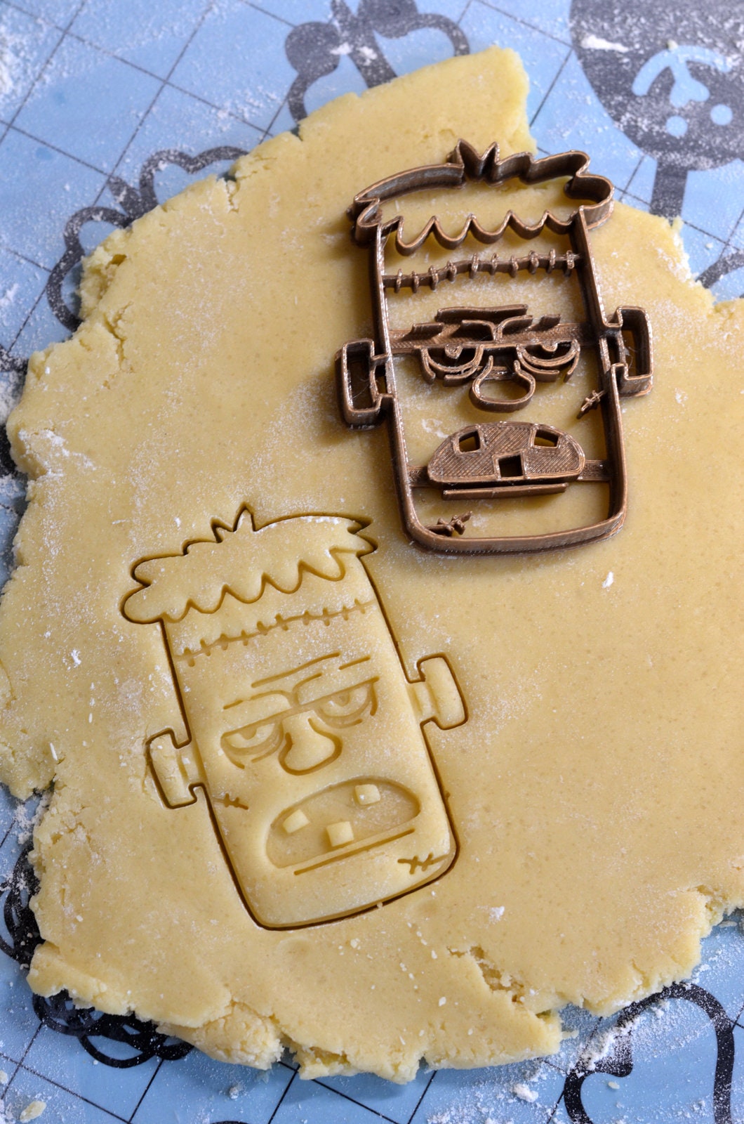 Halloween Monster Cookie Cutter - Halloween Cookie Cutter ...