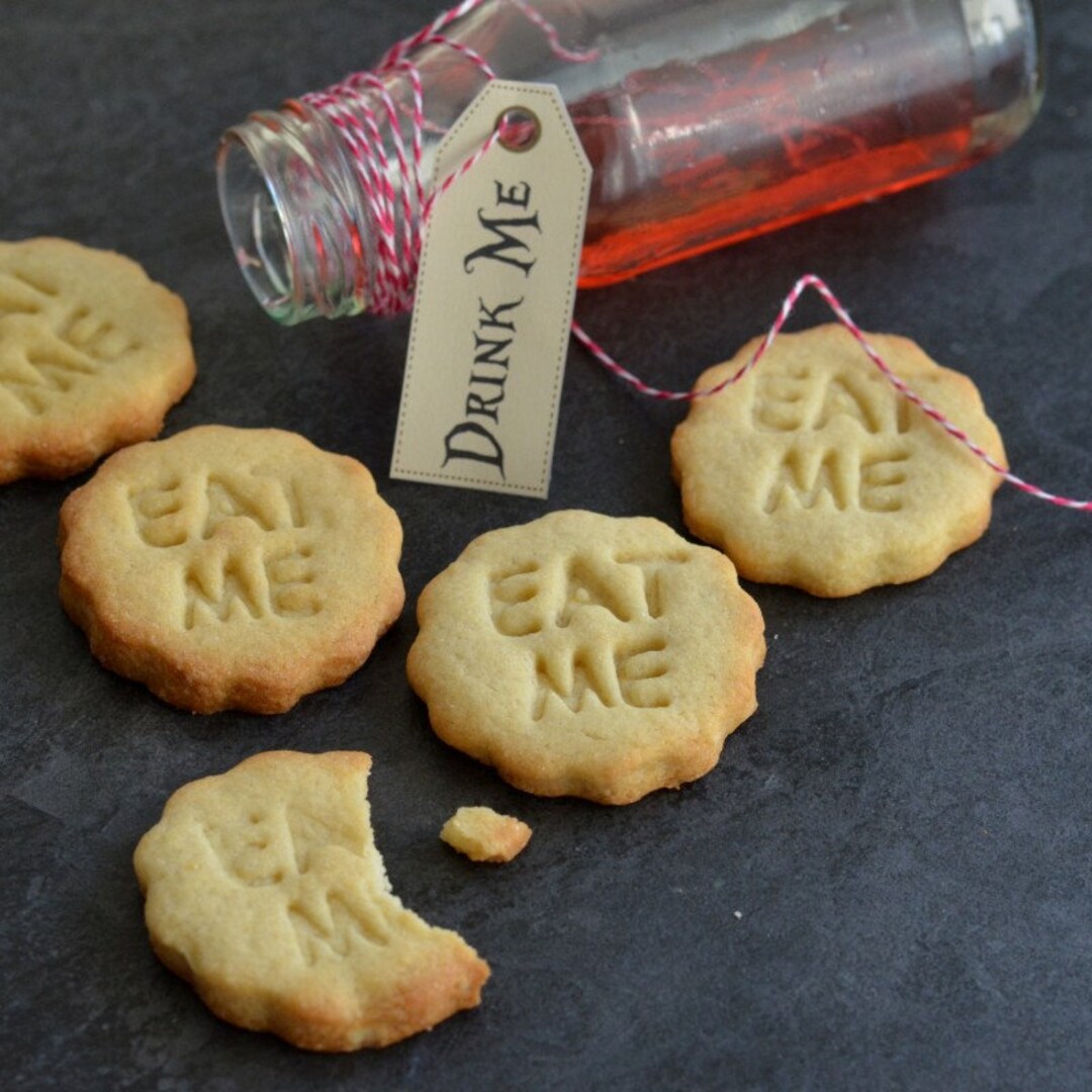 Eat Me Cookie Cutter - Alice Cookie Cutter - Birthday Cookies - Guest ...