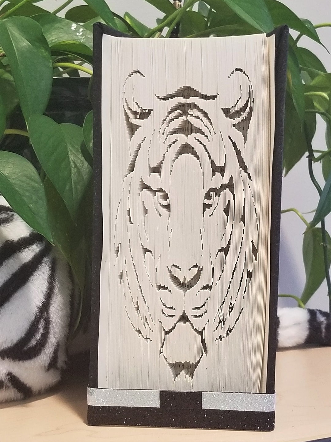 Tiger Cut and Fold Book Fold Pattern - Etsy