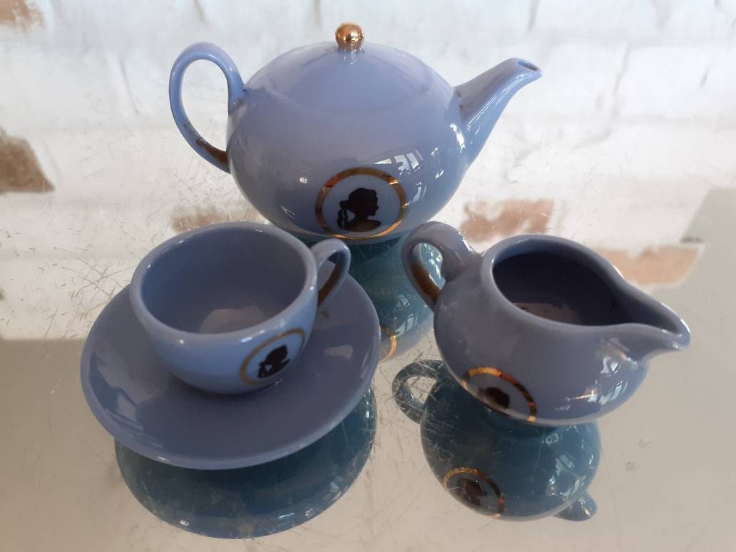 Rare Vintage Wedgwood 3 Pieces Miniature Tea Set Christmas - Etsy