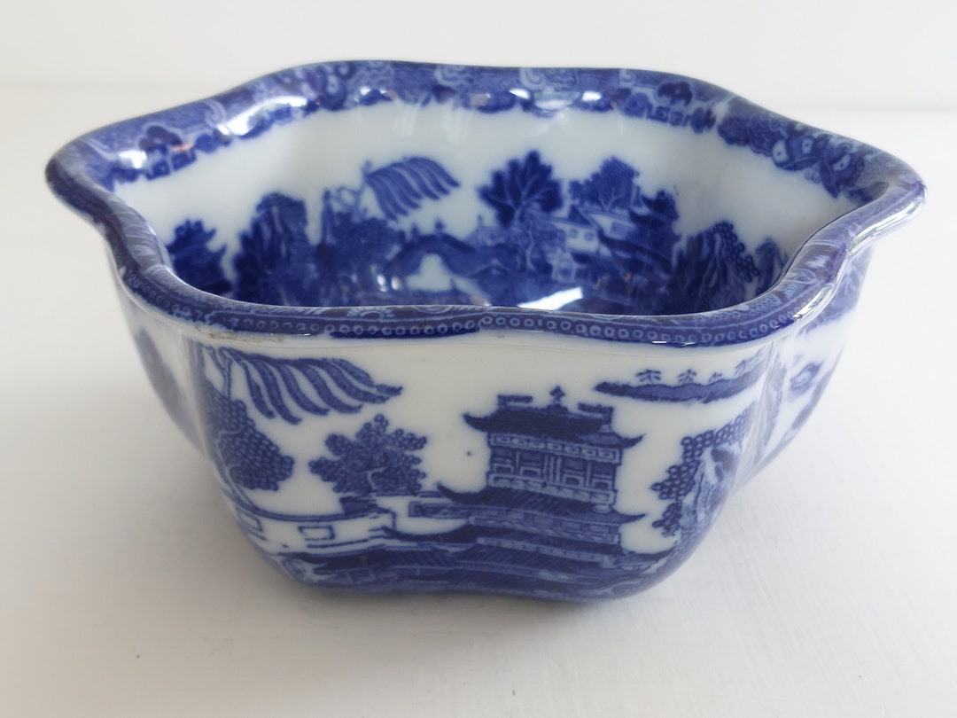 RARE Breathtaking Antique Cetem Ware Maling Flow Blue Willow Pattern 8 ...