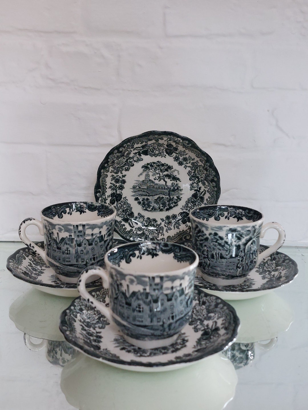 Scarce Palissy Avon Scenes 1790 Green and White Set 3 Small Coffee Cups ...