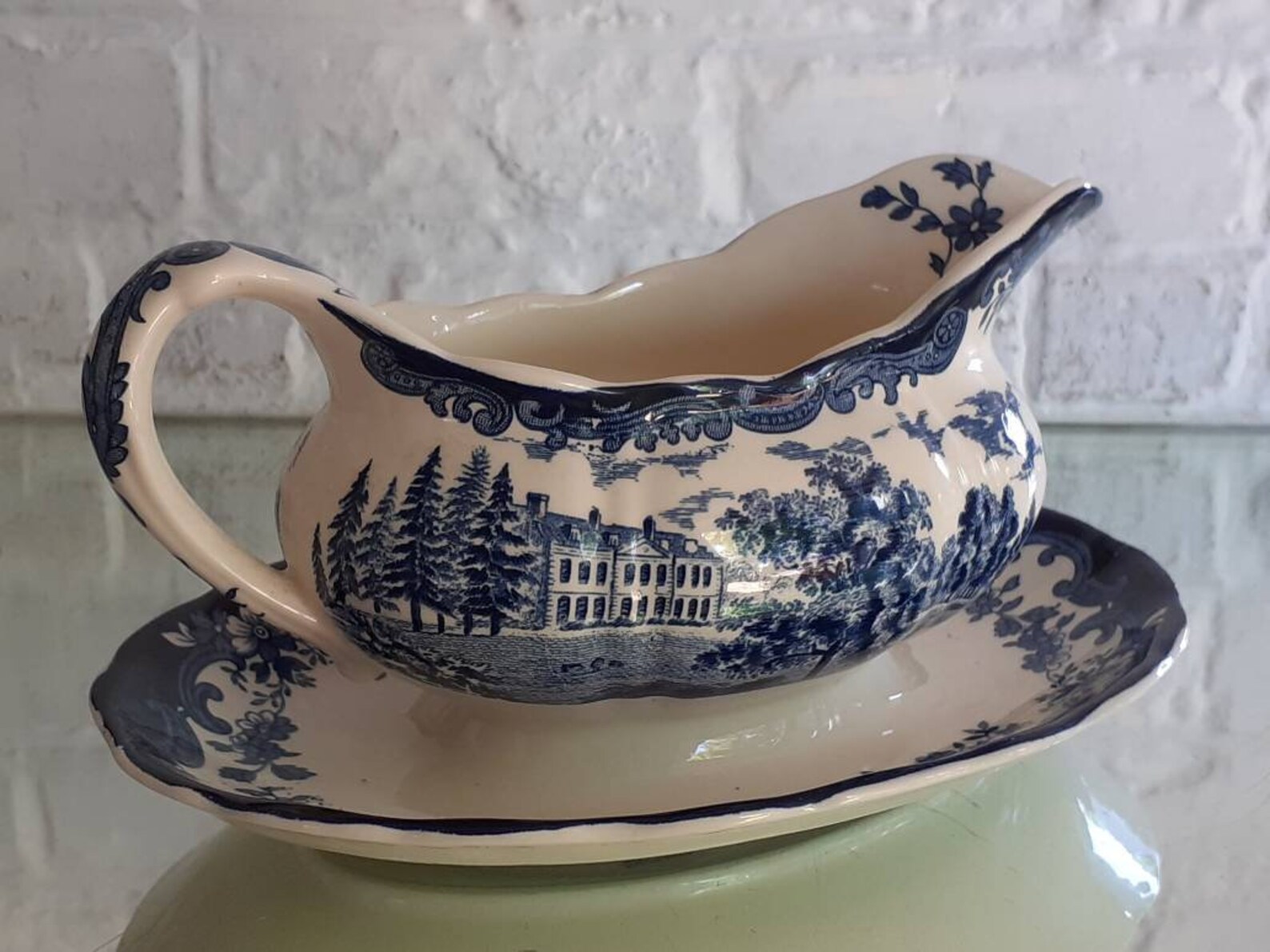 RARE Vintage "palissy 1790 Avon Scenes" Sauce Boat With Fixed Stand ...