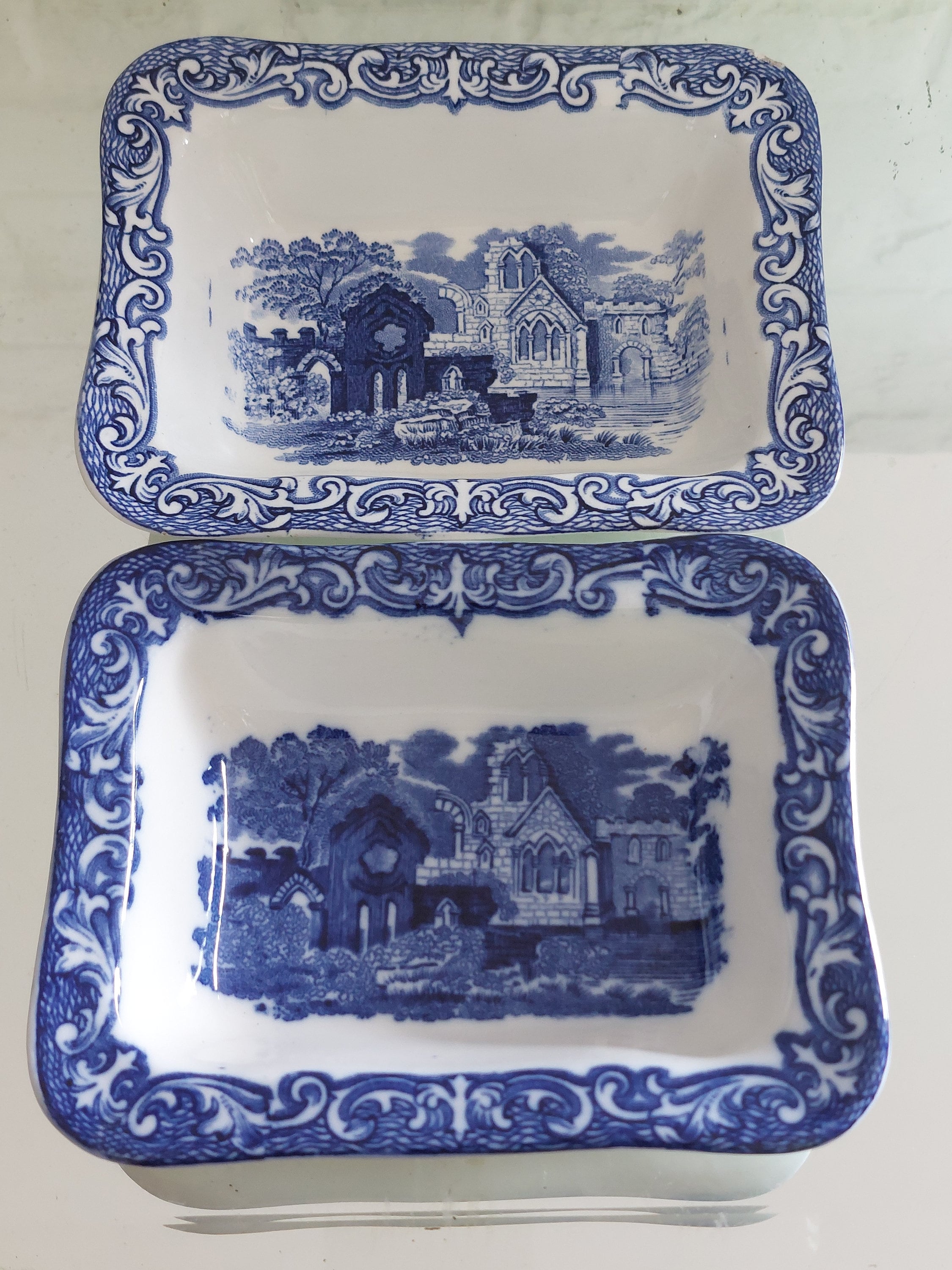 Vintage George Jones & Sons abbey 1790 Shredded - Etsy