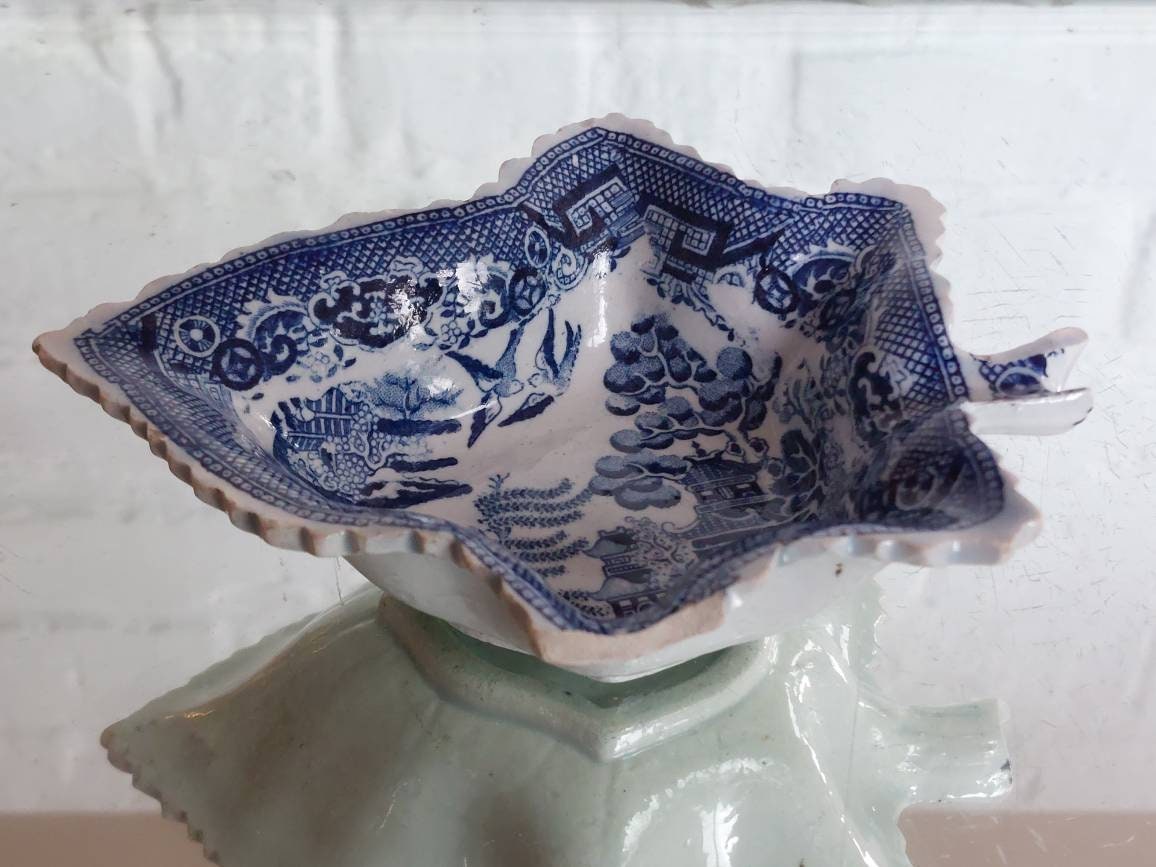 Antique Leaf Shaped willow Pattern Pickle Dish - Etsy