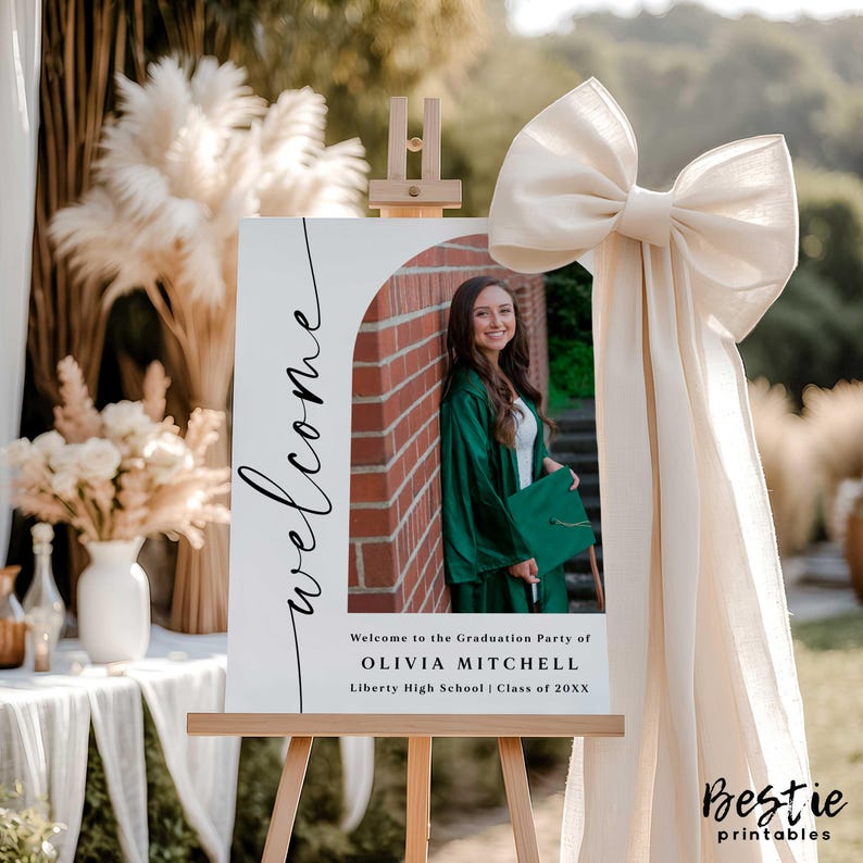 Photo Graduation Welcome Sign, Modern Grad Party Decor (digital or ...