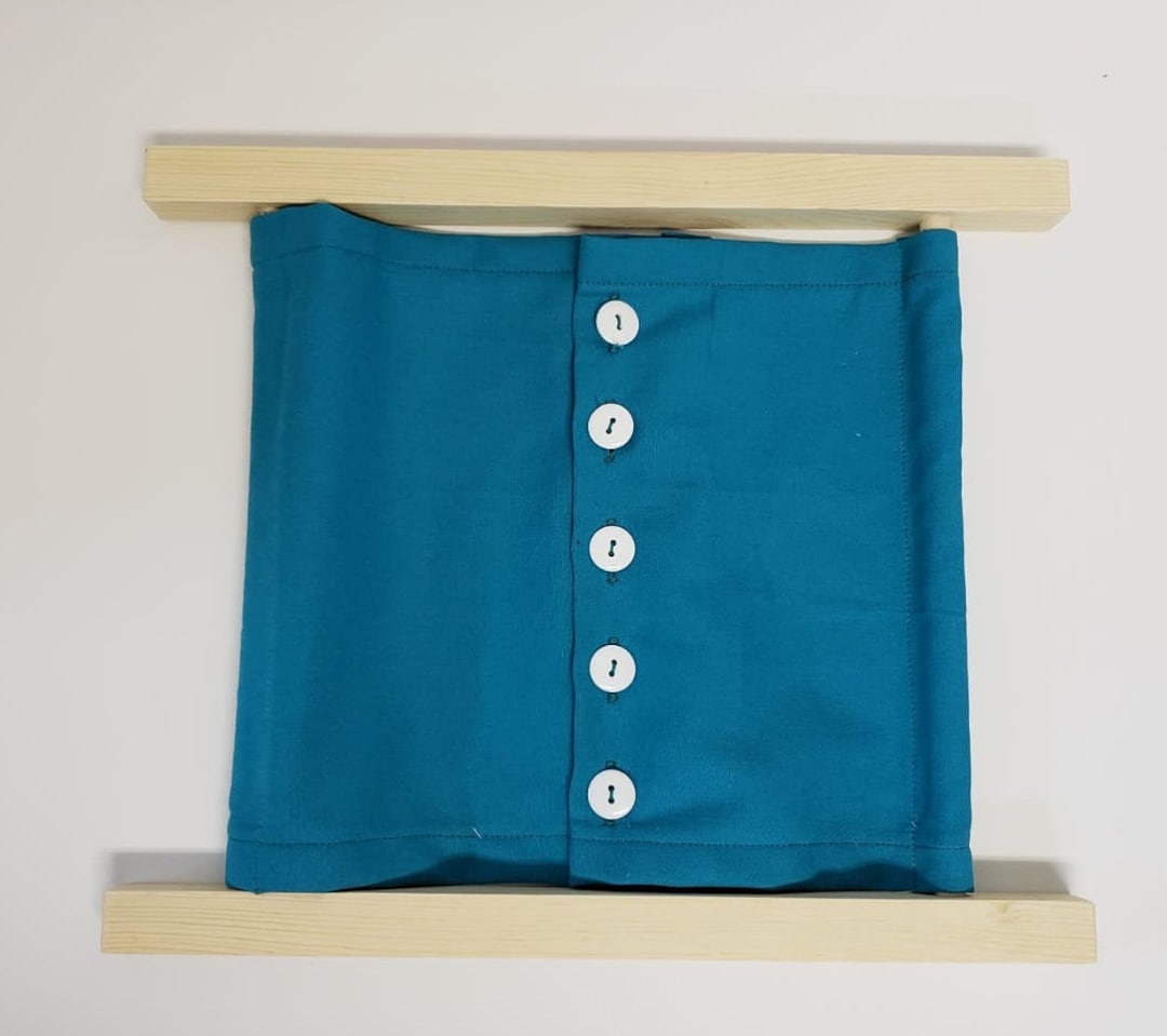 Montessori Button Dressing Frame - Toddlers Montessori Practical Life ...
