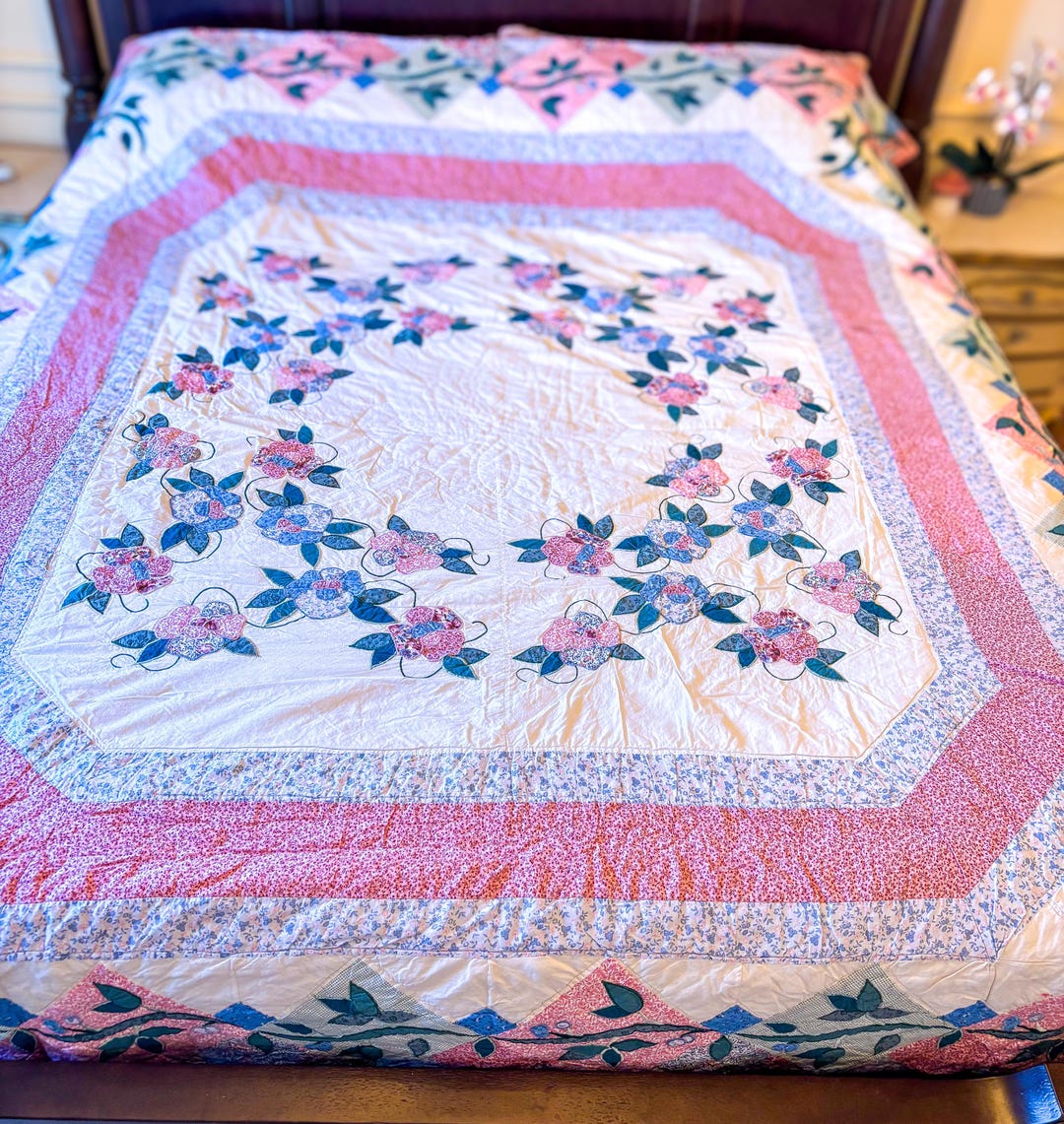 Rare Vintage Arch Quilts Floral Appliqué Quilt – Handcrafted Patchwork ...