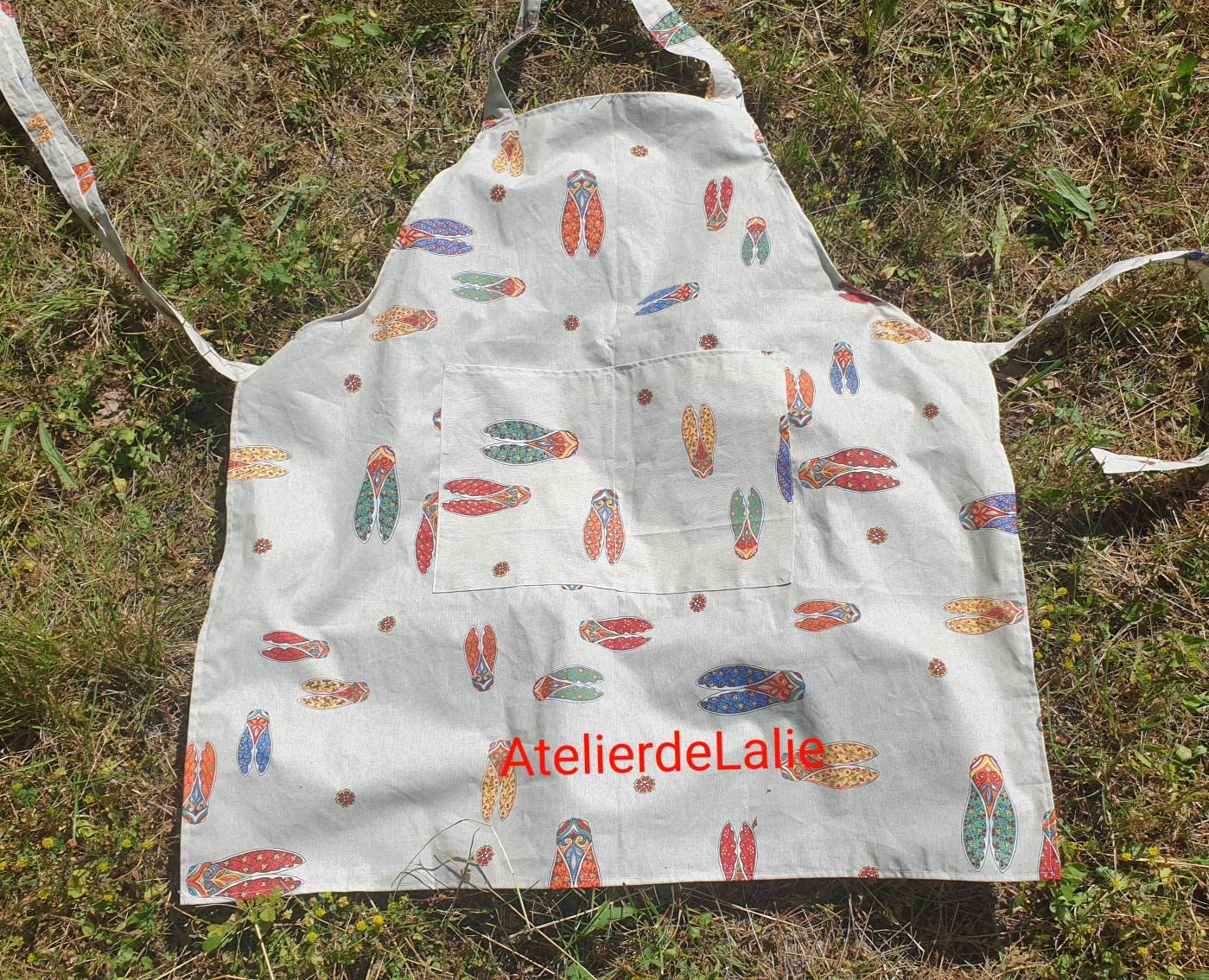 Tablier aux couleurs de la Provence motif les Cigales fait main en 100 ...