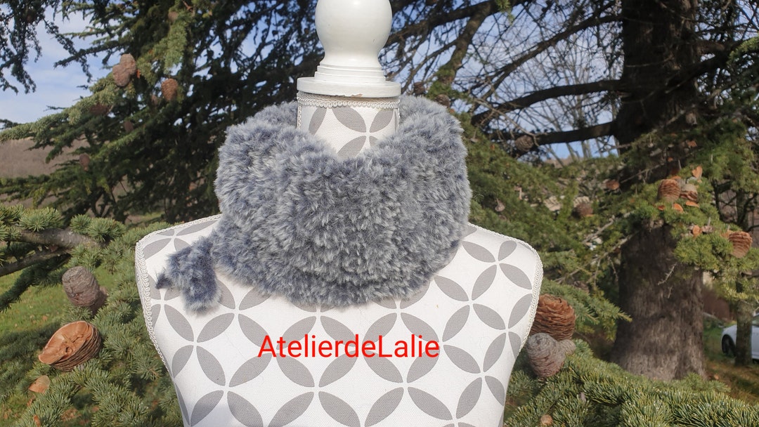 Snood, cache col fait main en laine fausse fourrure grise - Etsy France
