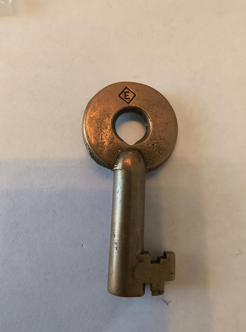Erie Railroad Diamond E Logo Brass Switch Key RR117 - Etsy