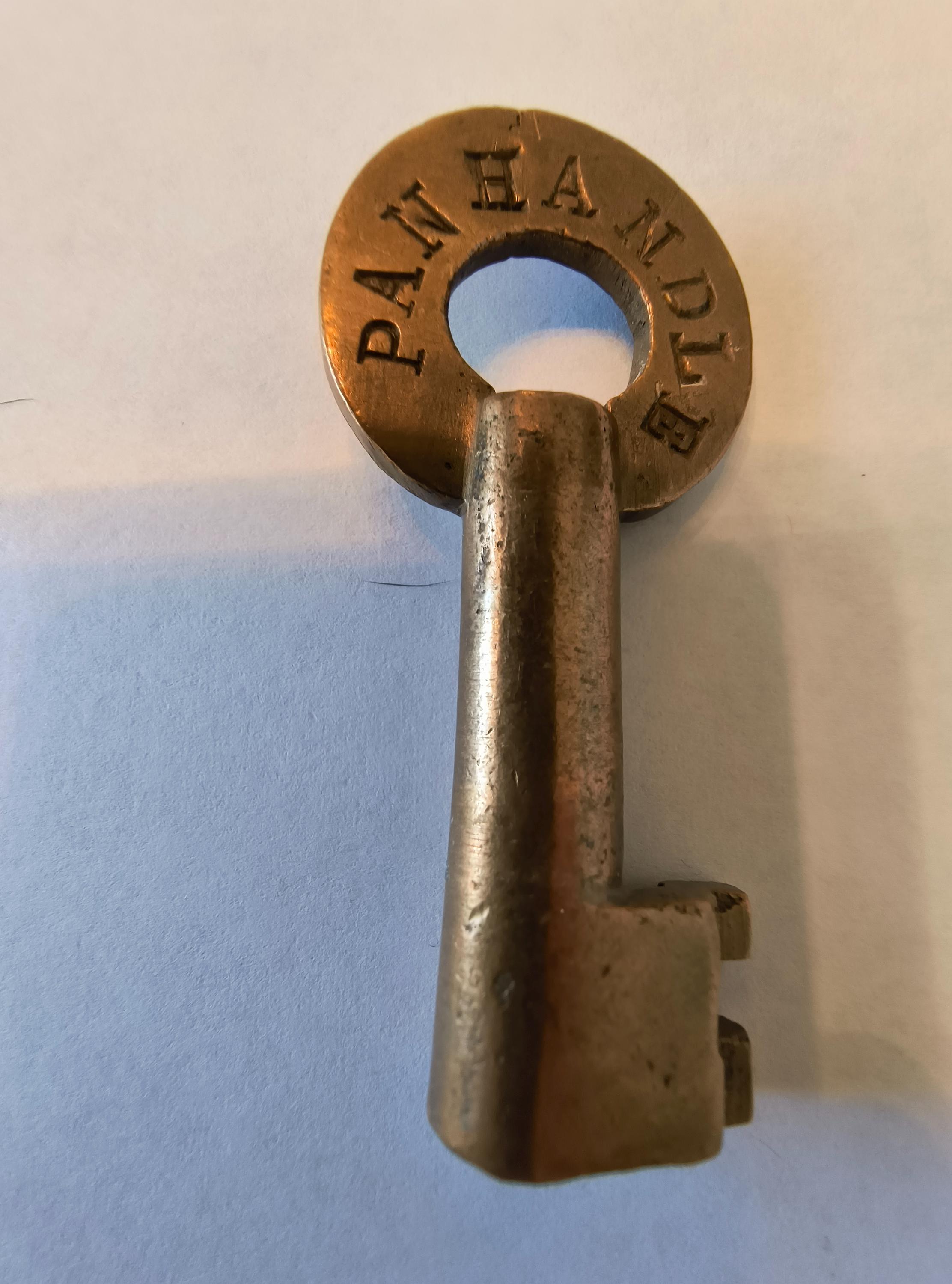 Panhandle Pennsylvania Brass Switch Key RR110 - Etsy