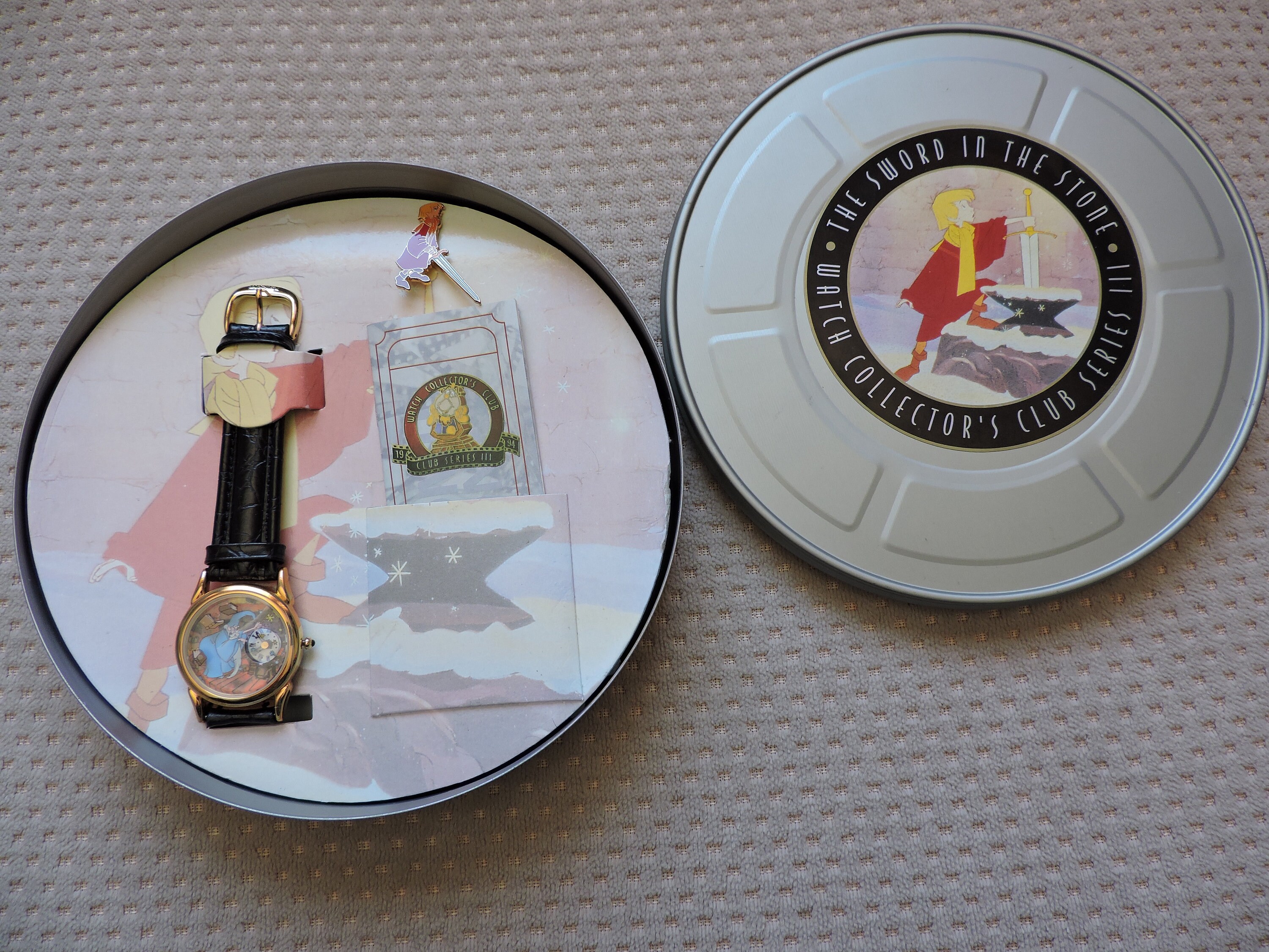 Disney Wrist Watch the Sword in the Stone Vintage 1994 - Etsy Canada