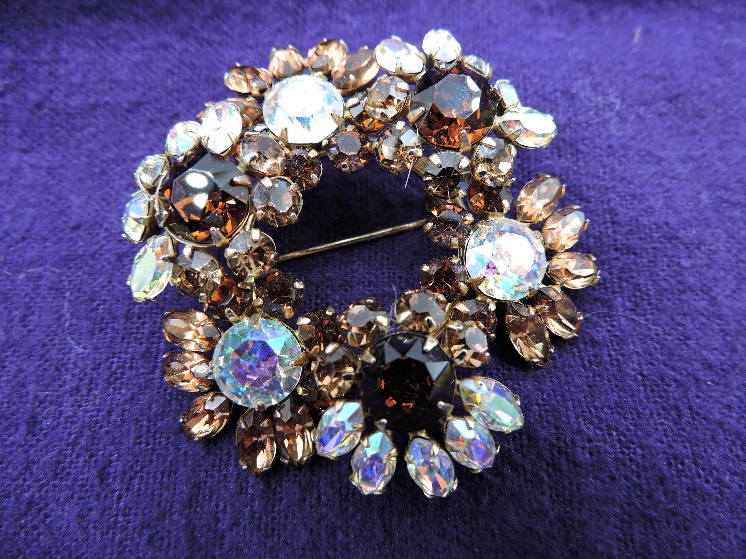 Sherman Vintage Brooch Swarovski Crystals Broach Bouquet w/ 6 Daisies ...