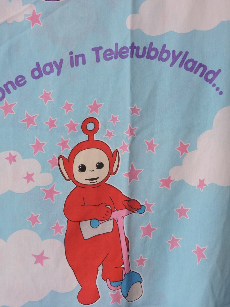 Teletubbies Laalaa Dances In A Tutu And Throws Her Ball
