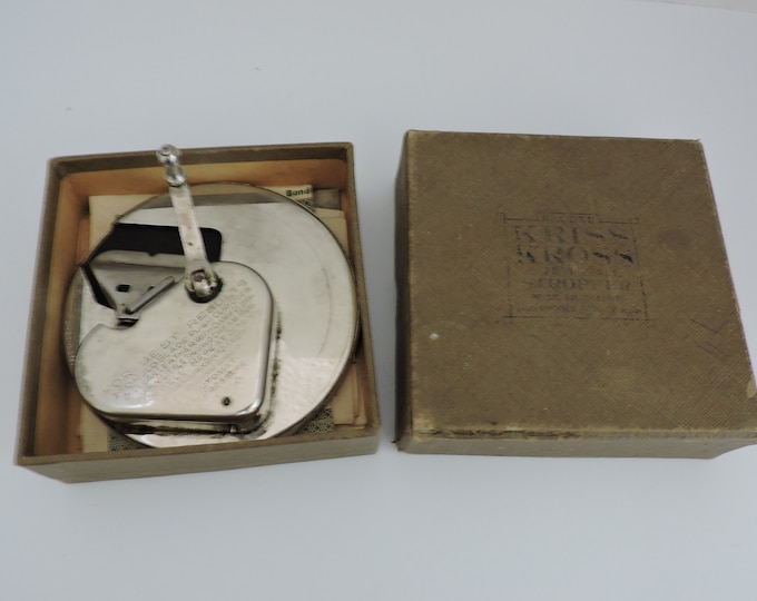 Kriss Kross Razor Stropper Vintage Hand Crank Table Top Razor Shaving ...