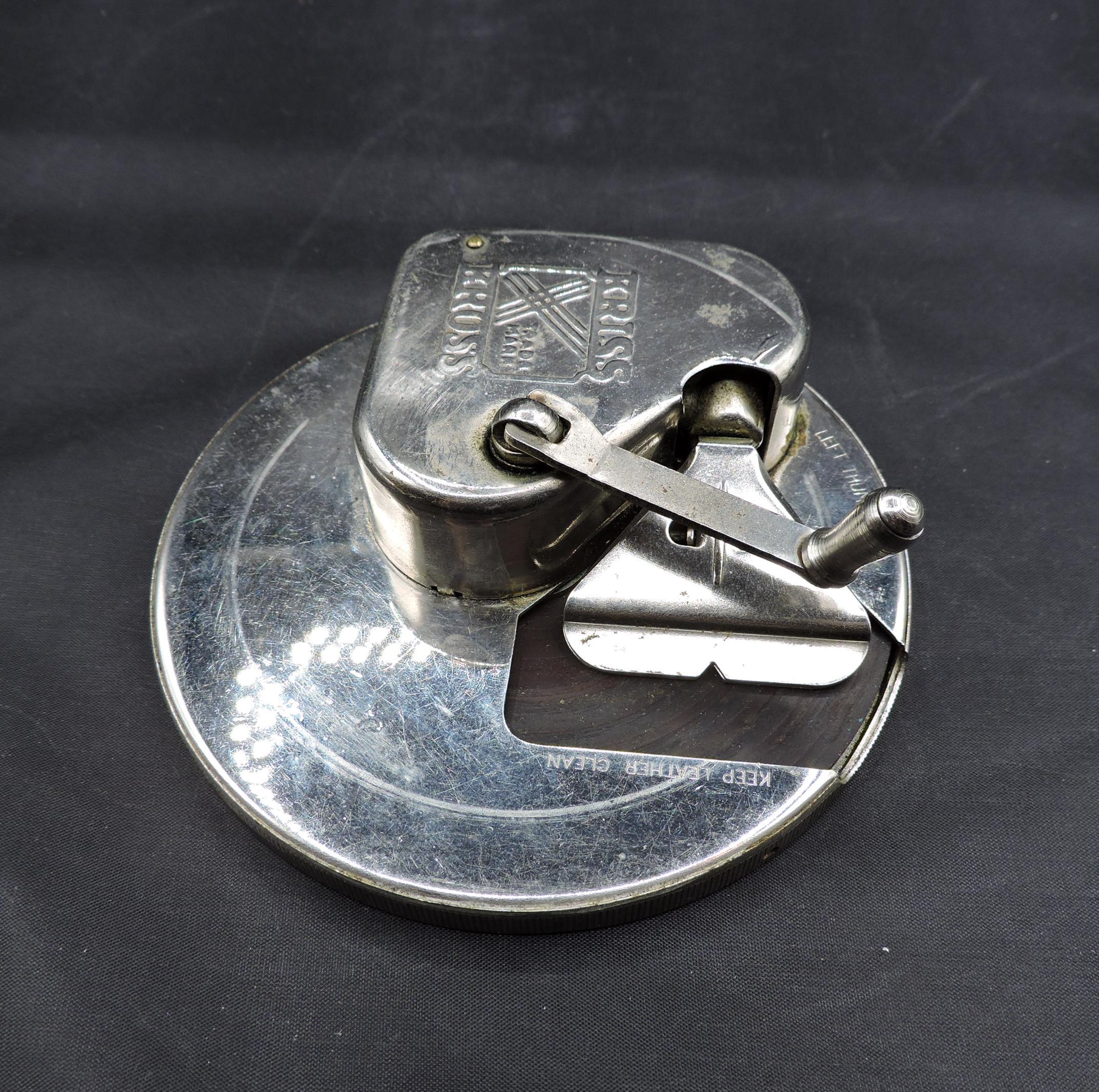 Kriss Kross Razor Stropper Vintage Hand Crank Table Top Razor Shaving ...