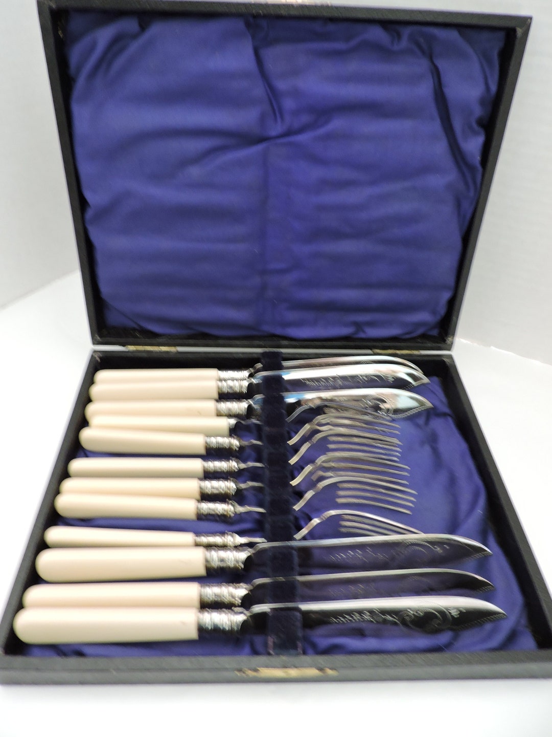 Fish Knife and Fork Set in Six Original Keep Safe Box Vintage Henry ...