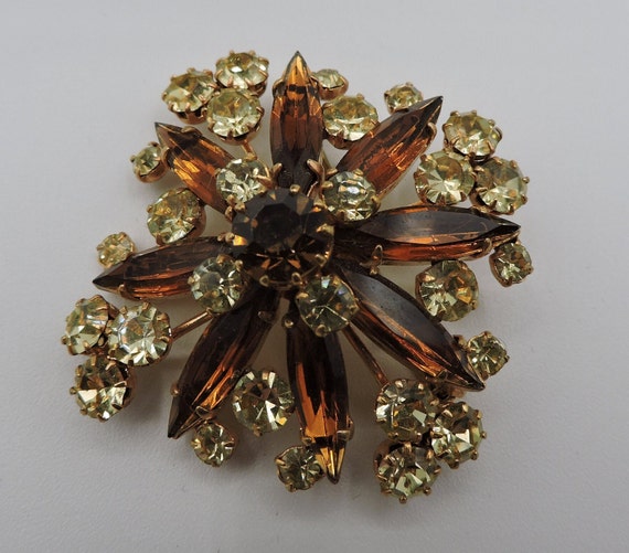 Vintage Rootbeer & Light Yellow Rhinestone Brooch wit… - Gem