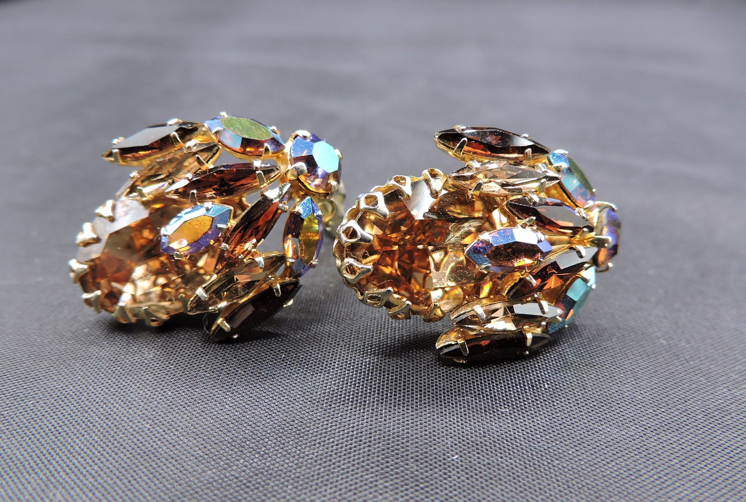 Sherman Large Root Beer Stone W/ Spray Crystals Clip on - Etsy