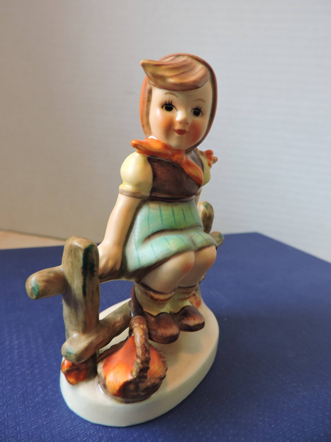 Goebel Girl Sitting on Fence W/ Basket #112/1 TMK 4 Figure Goebel W ...