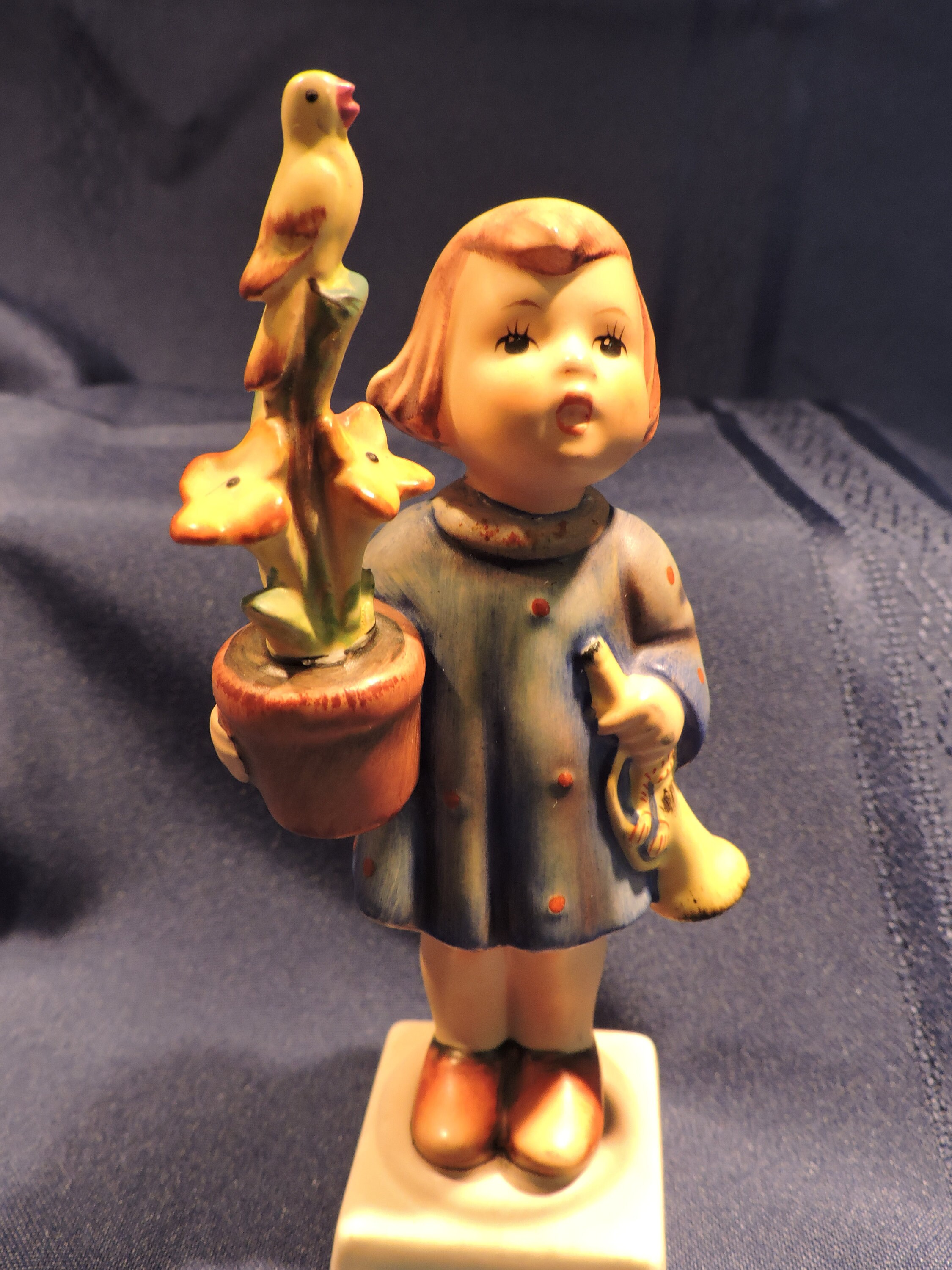 Hummel Porcelain Congratulations Young Woman With Bugle Bouquet of ...