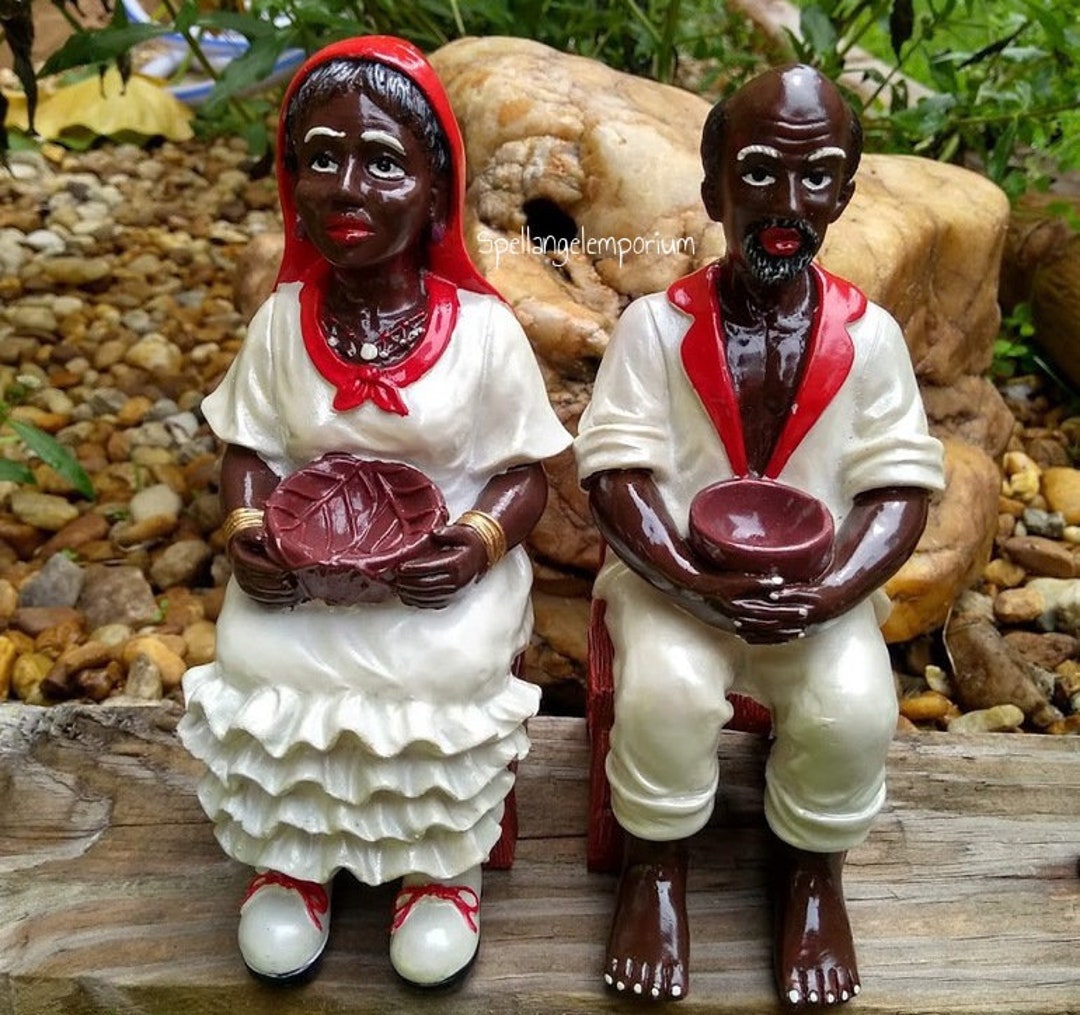 Francisco and Francisca Statue Set - Juego De Estatuas De Francisco Y ...