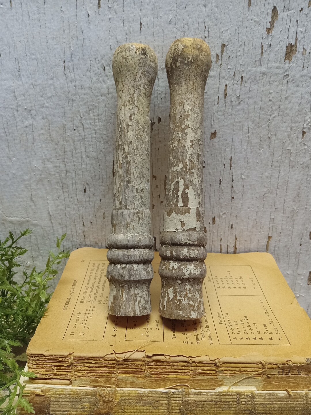 2 Chippy Wood Spindles,reclaimed Spindle Post Farmhouse,shabby Chic ...