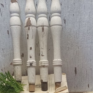 Chippy White Reclaimed Wood Spindle, Rustic Farmhouse DIY Decor WWWW-4 ...