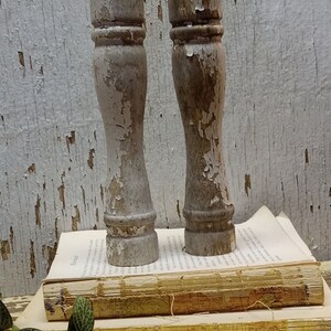 2 White Peely Chippy Wood Spindles, White Spindle Post Farmhouse Shabby ...