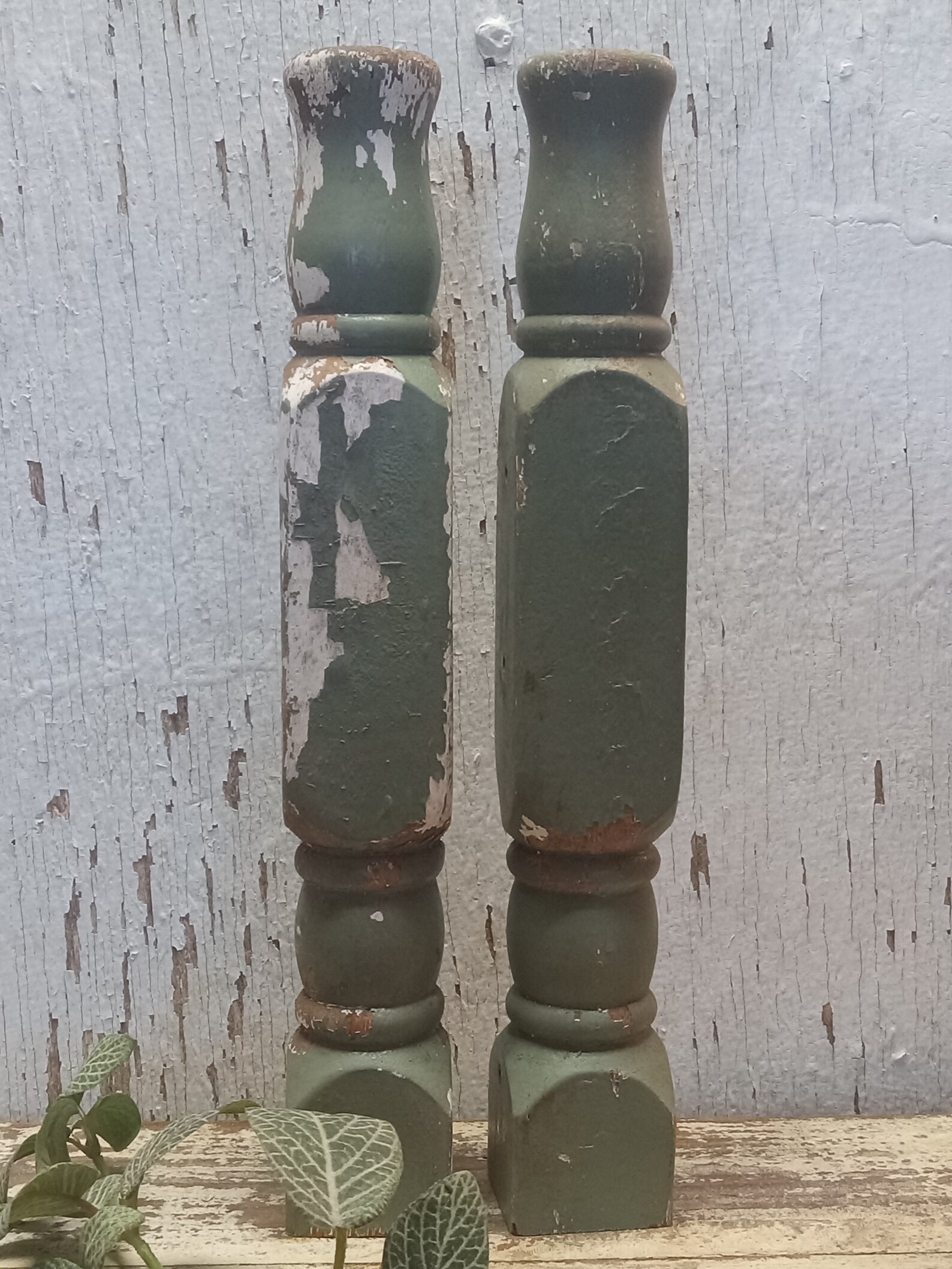 2 Green Peely Chippy Wood Spindle Post, Spindle Post Farmhouse Shabby ...