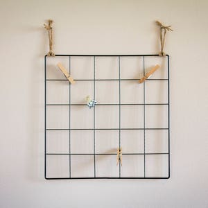 Wire Wall Grid Photo Display: Dorm Decor, Vision Board (14x14 Inches ...
