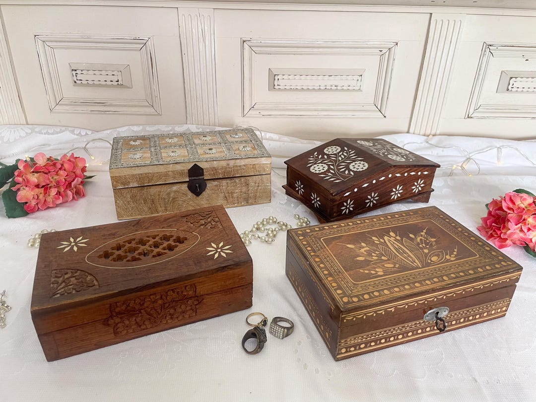 Vintage Wooden Trinket Box -boho Box- Hand Carved Inlay - Keepsake Box ...