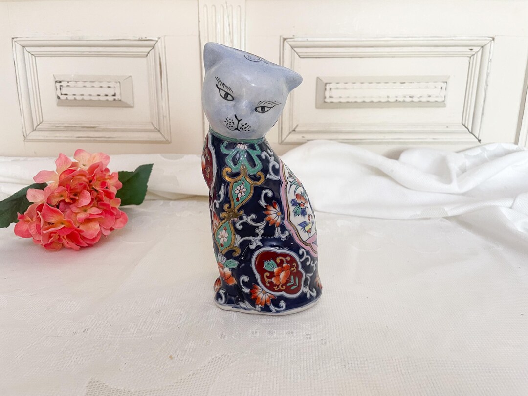 Vintage Cat Imari Style Mantle Cat Hand Painted Ornamental Japanese ...