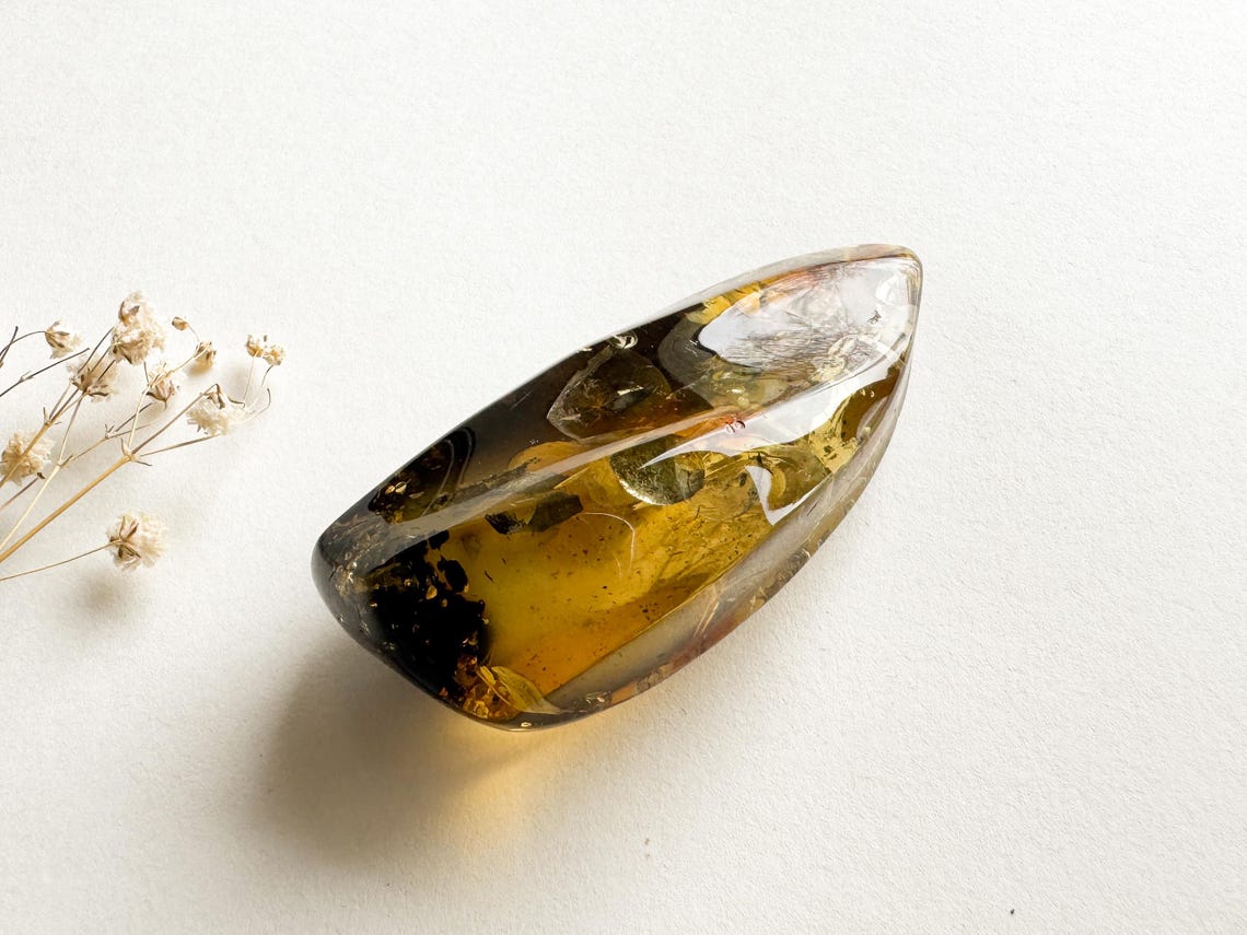 Big Amber Resin Triangle Souvenir for Harmony, Home Decor Genuine Amber ...