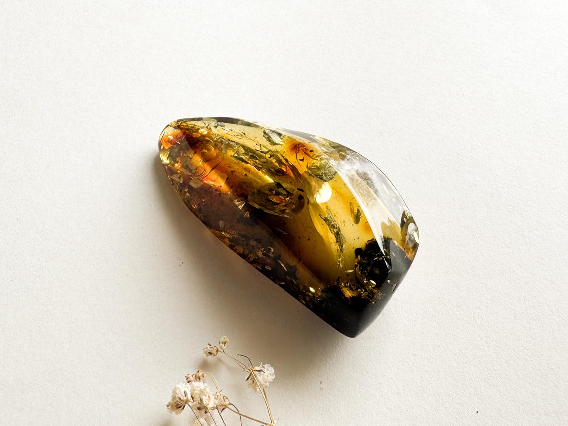 Big Amber Resin Triangle Souvenir for Harmony, Home Decor Genuine Amber ...