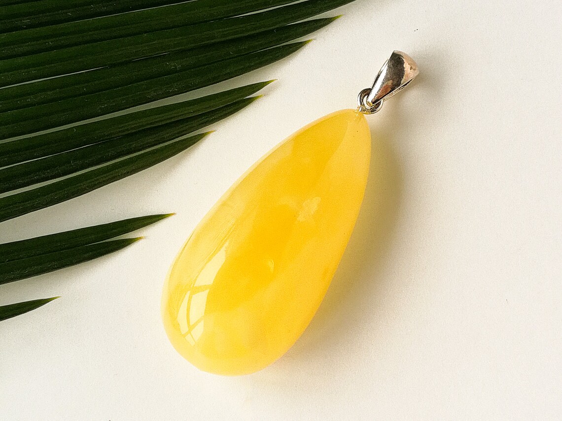 Royal White Amber Drop Pendant Butterscotch Small Amber - Etsy