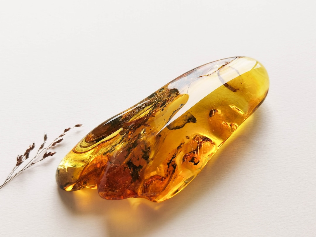 Amber With Shiny Details Home Decoration, Large Amber Resin Souvenir ...