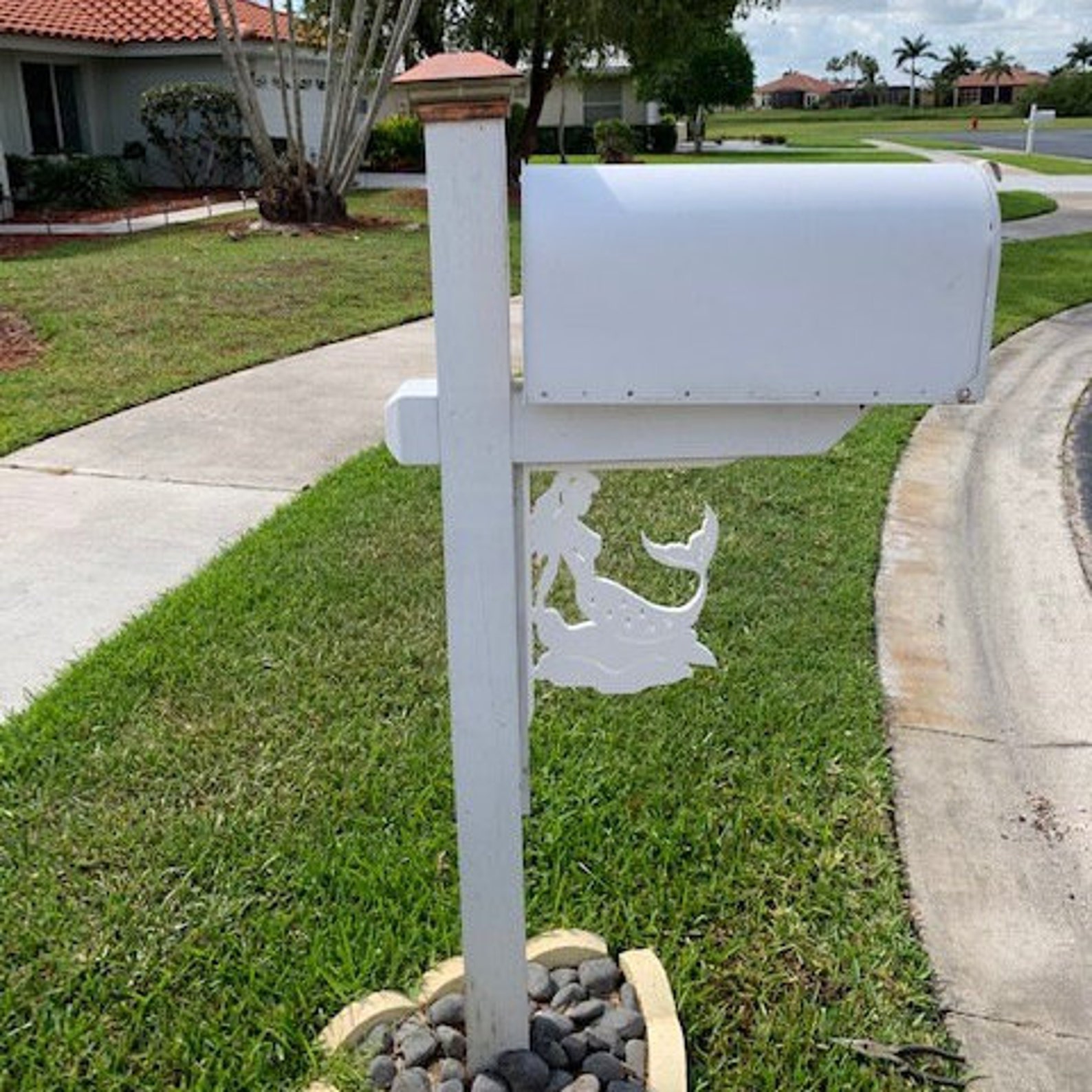 Mailbox Bracket Mermaid Sitting Medium 12x16 Inch Custom - Etsy